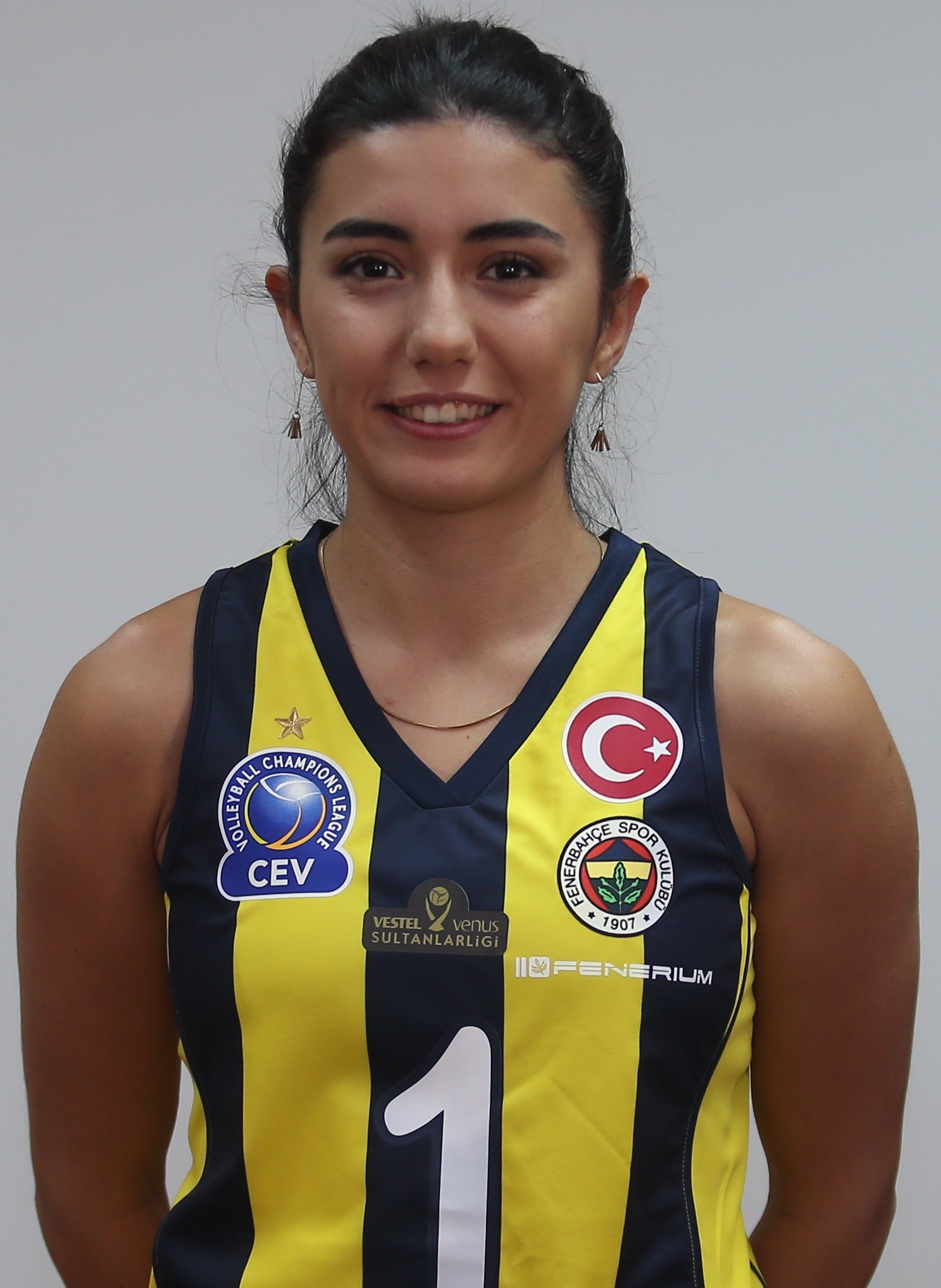 1 – Melis Yılmaz – SARI MELEKLER